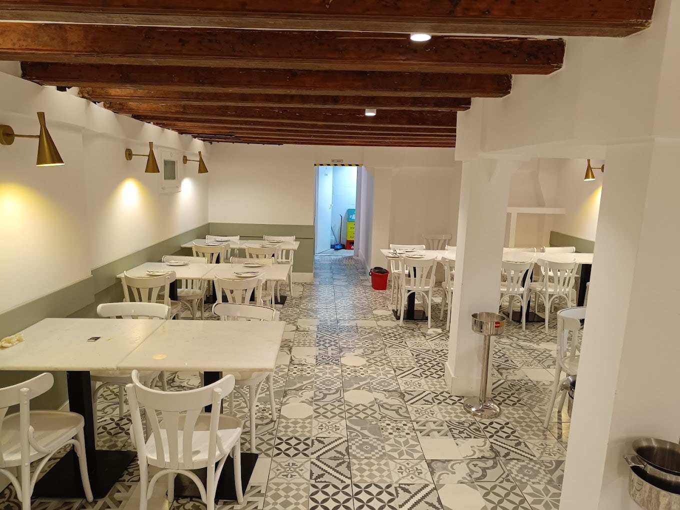Découvrez Lluritu 3, le nouveau restaurant de fruits de mer de Barcelone